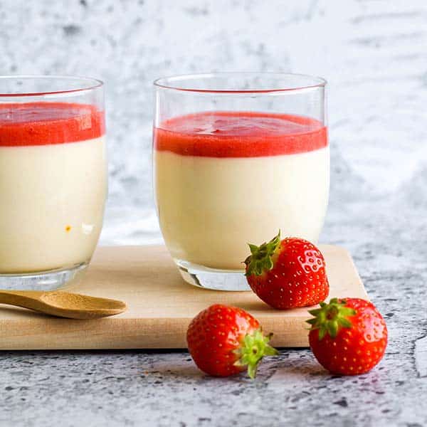 Panna cotta met saffraan - Verantwoord snoepen Panna cotta met saffraan - Verantwoord snoepen
